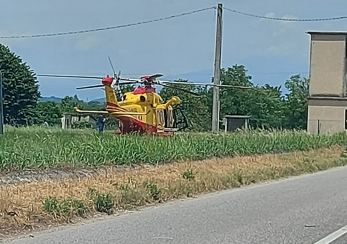 Infortunio sul lavoro, incidente agricolo a Erbè: un ferito, gambe ...