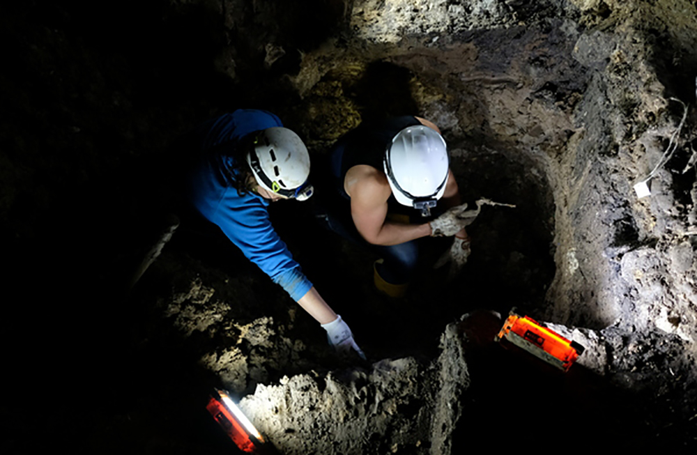 Sensazionale scoperta alle Grotte di Veja, tracce umane di 12mila anni fa