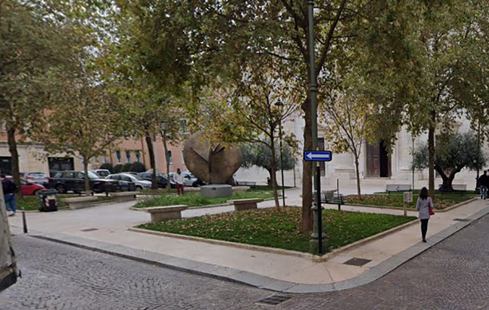 Verona, picchiata in piazza San Nicolò, identificate due minorenni