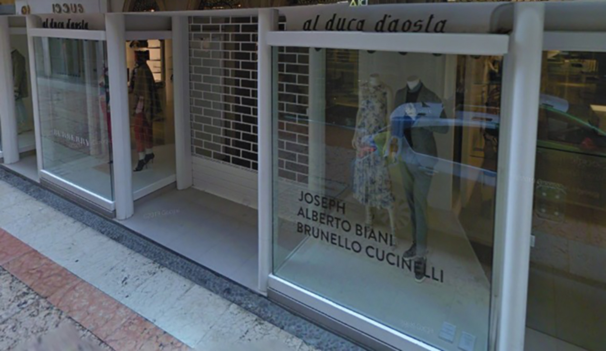 Galleria ex Duca d'Aosta: "Svenduto pezzo di storia di Verona"