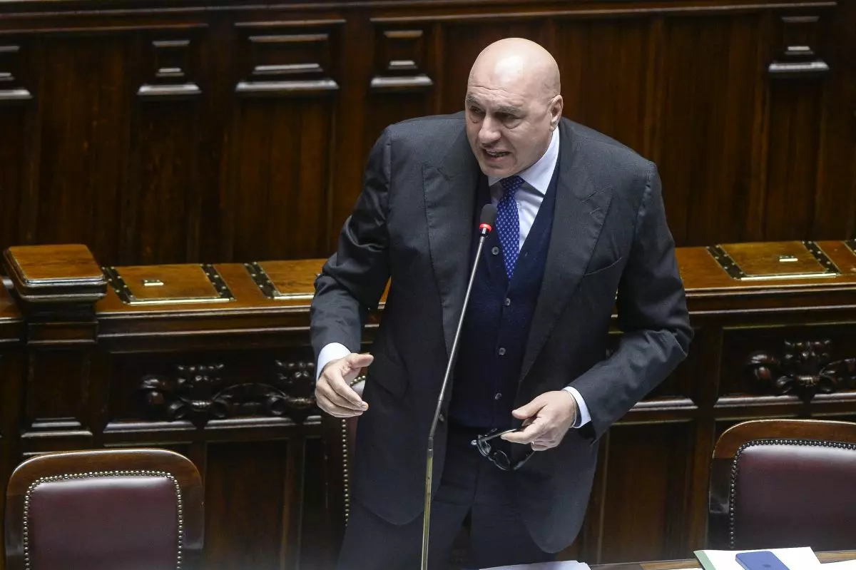 Crosetto “Investire nella Difesa è una necessità ineludibile” - Verona ...