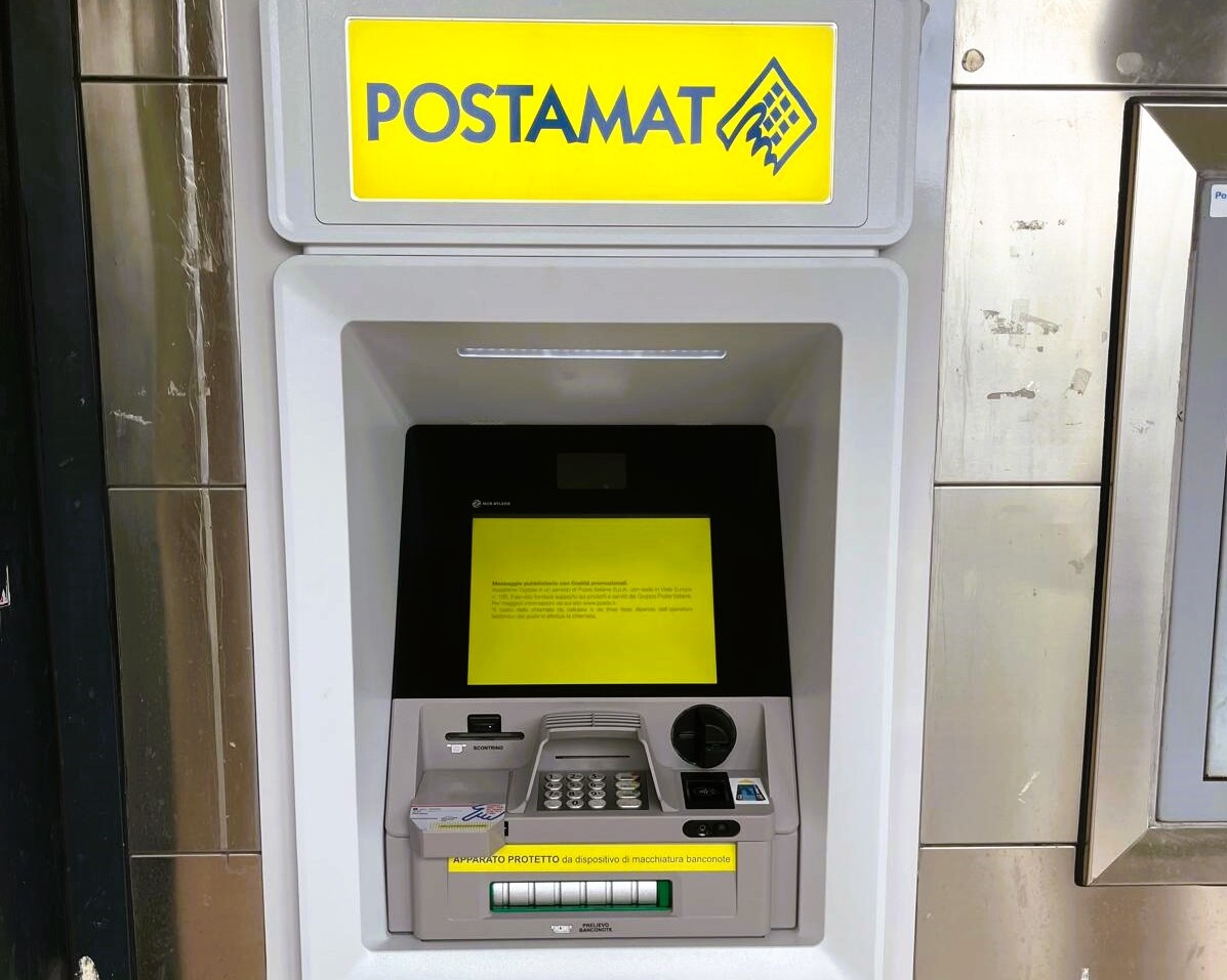 Caldiero, Poste installa un nuovo Postamat "senza carta"